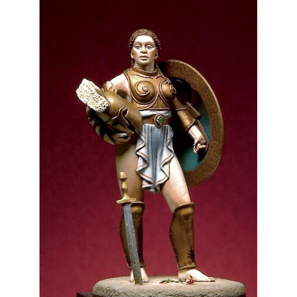 PREORDER Pegaso Models - Amazon with Long Sword 54mm on foot CLASSICS ...